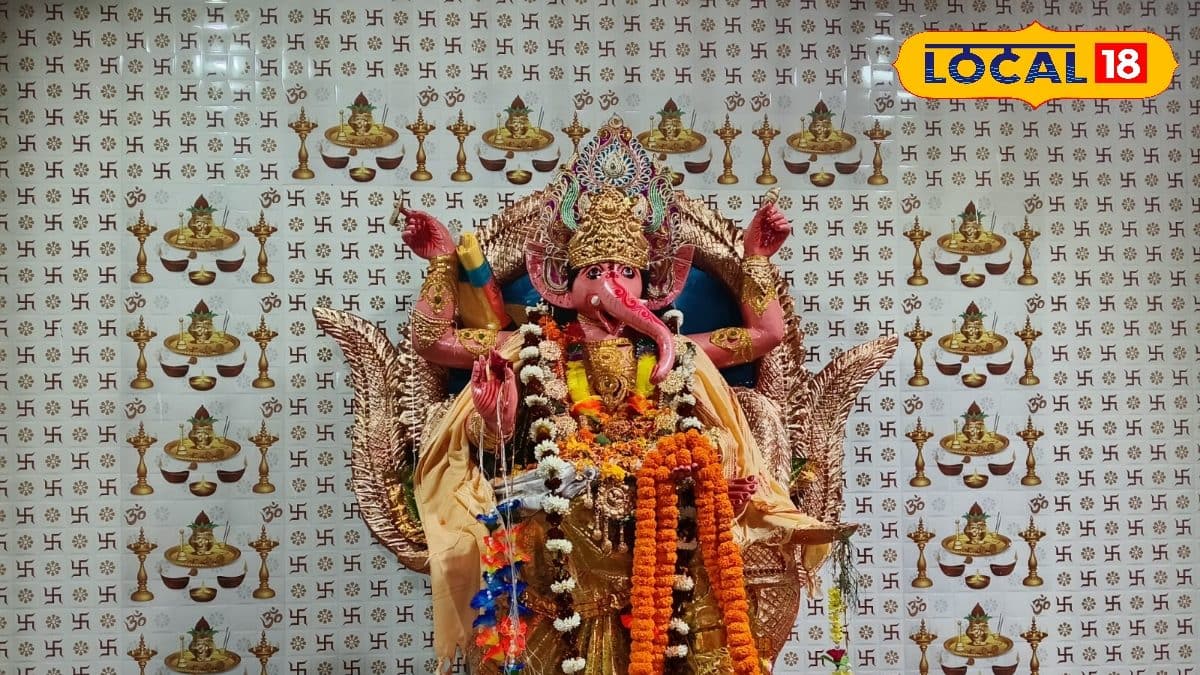 Ganesh Puja: ১৯৩৭-এ শুরু, আজও পালিত হচ্ছে ধুমধামে! ৩৫০ মোদক পরিবারের ...