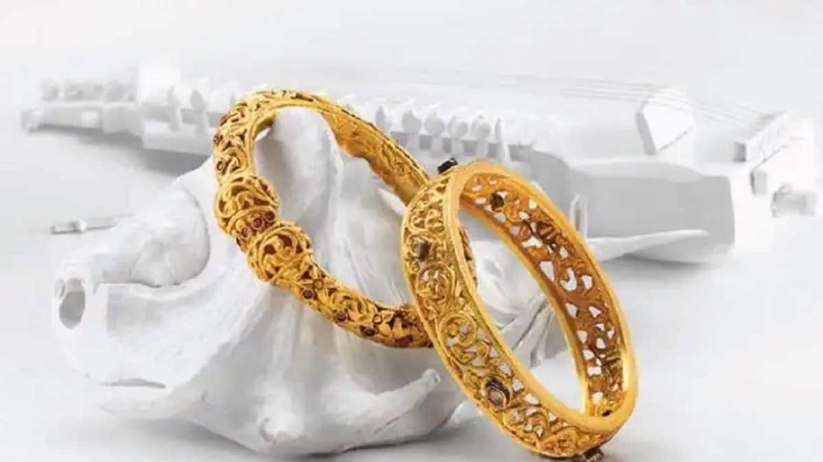 Gold Price Cost: মাত্র ২ গ্রামের সোনার আংটি কিনবেন? মেকিং চার্জ ও GST ...