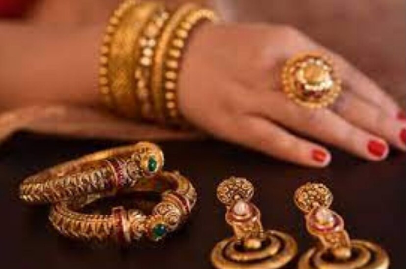 Gold Price Cost: মাত্র ২ গ্রামের সোনার আংটি কিনবেন? মেকিং চার্জ ও GST ...