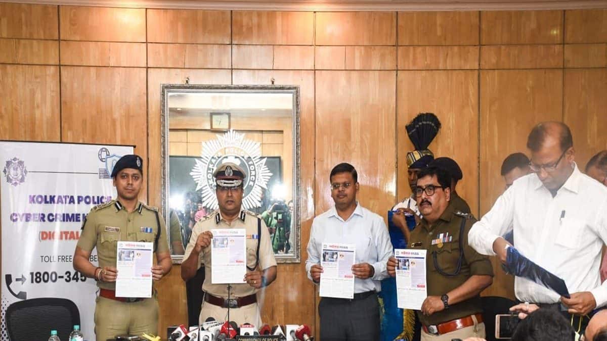 Kolkata Police Cyber Fraud Helpline: কলকাতা পুলিশ চালু করল ২৪ ঘণ্টার ...