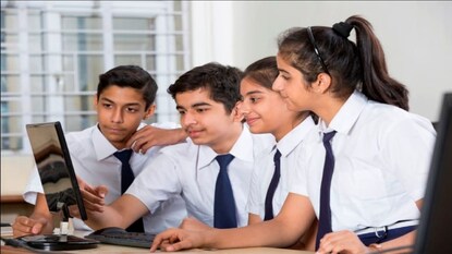 CBSE: দ্বাদশ শ্রেণীর পরীক্ষার্থীদের রি-ইভ্যালুয়েশনের জন্য নতুন লিঙ্ক ...