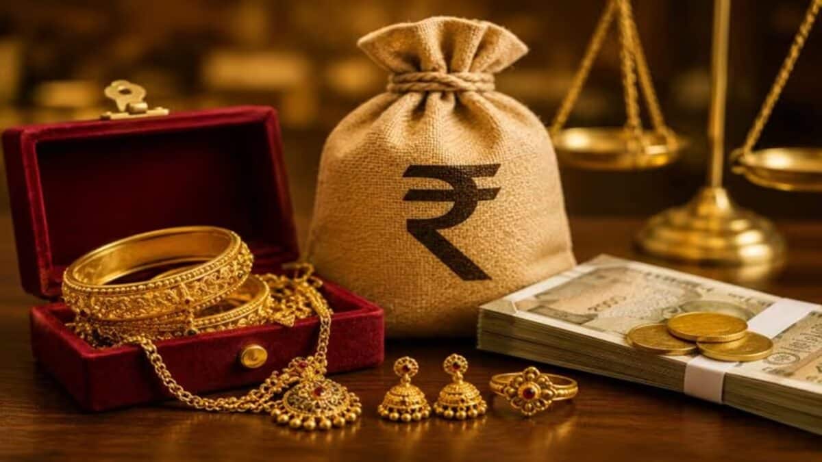 Fall In Gold Price: সকাল সকাল দারুণ খবর! ১ গ্রামের দাম কমে কত হল জেনে ...
