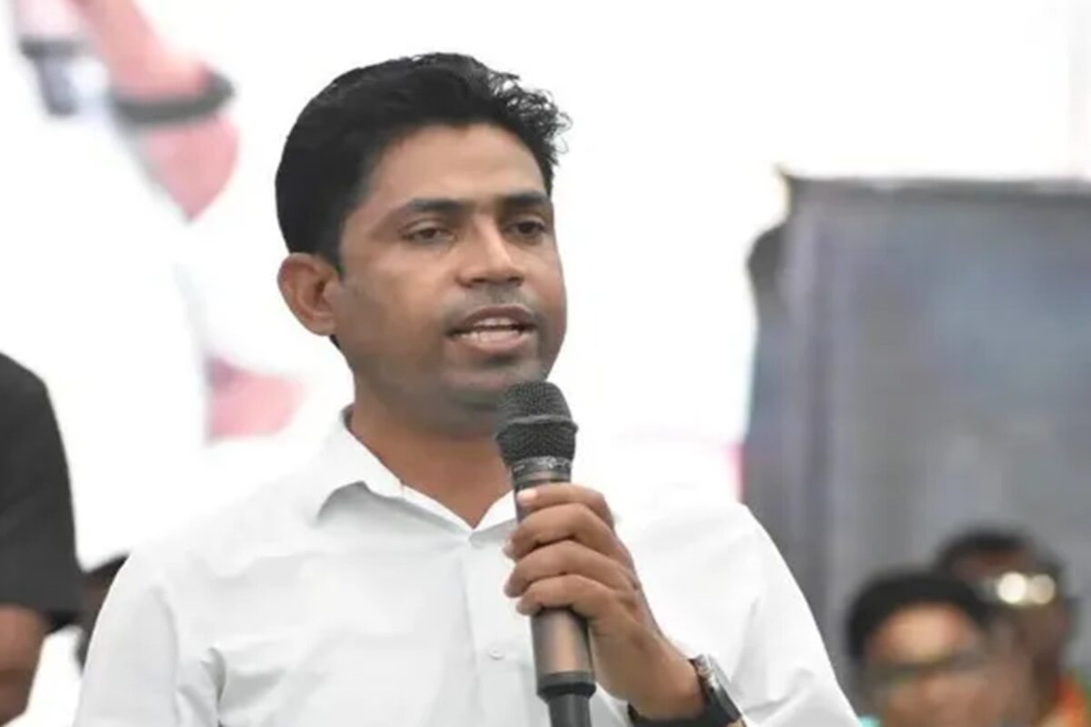 স্লোভাকিয়ায় প্রধানমন্ত্রী মোদিকে ‘রুটি এবং নুন’ দিয়ে স্বাগত, জানুন ...