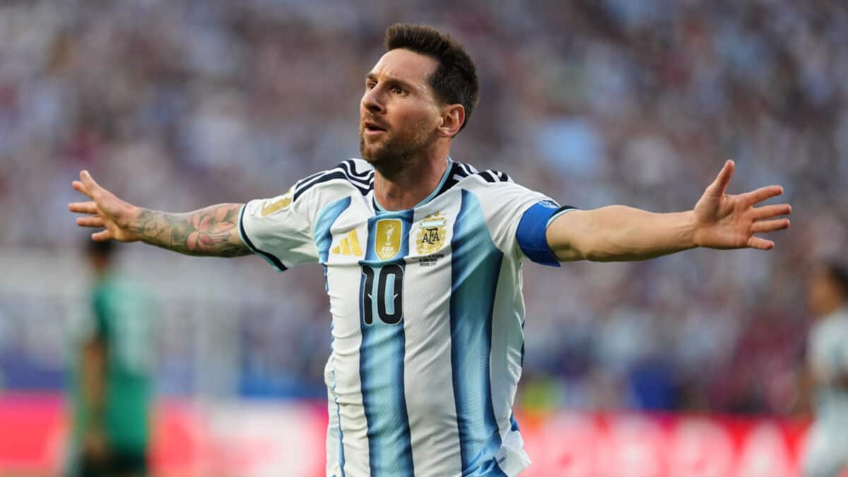 Lionel Messi Create 5 World Records After Scores Hat Trick Against ...