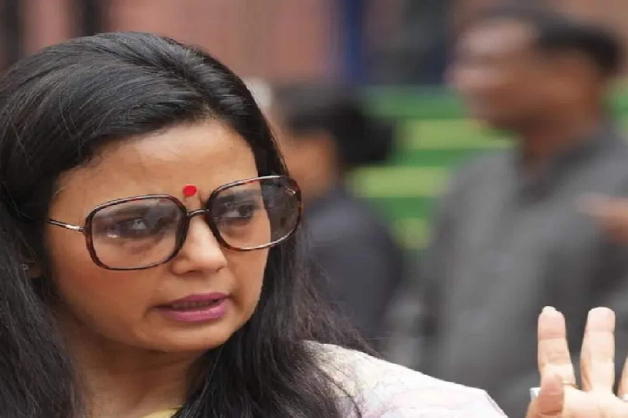 মহুয়া মৈত্র নিউজ (Mahua Moitra News in Bengali) : Get Mahua Moitra ...