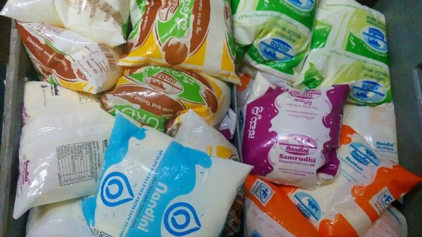Milk Packets: দুধের প্যাকেটের রং আলাদা হয় হয়? নীল, সবুজ, কমলা রঙের ...