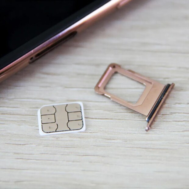 SIM Card Rules: একজনের নামে কতগুলি সিম কার্ড রাখা যায়? জেনে নিন ...