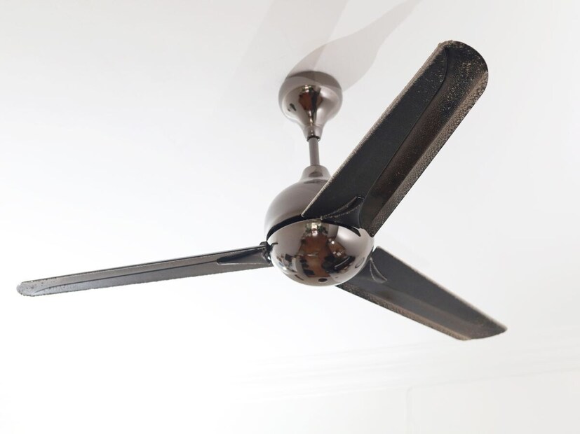Ceiling Fan: গরমে পাখার হাওয়া যেন গায়েই লাগে না, আসলে মাটি থেকে ...