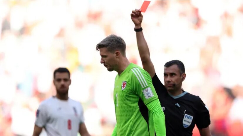 Red Card Controversy: দেখে শুনে হায়হদ্দ! কাতার বিশ্বকাপে যতগুলো রেড ...