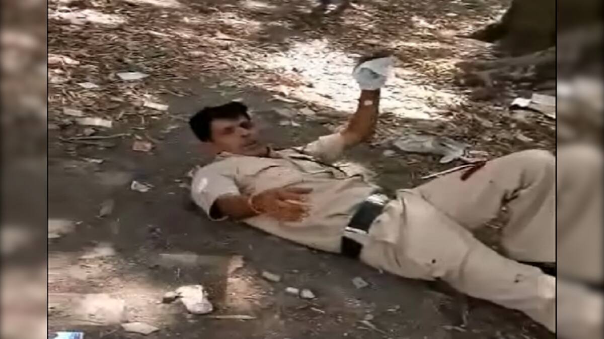 સુરત: નશામાં ધૂત RPF જવાનનો વીડિયો વાયરલ – News18 ગુજરાતી