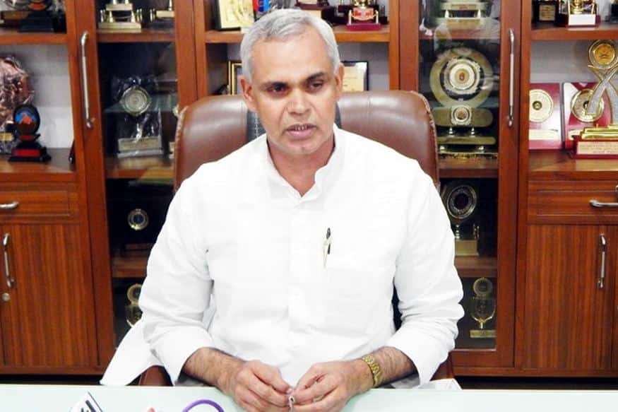 Acharya Devvrat Appointed as Governor of Gujarat-mb – News18 Gujarati