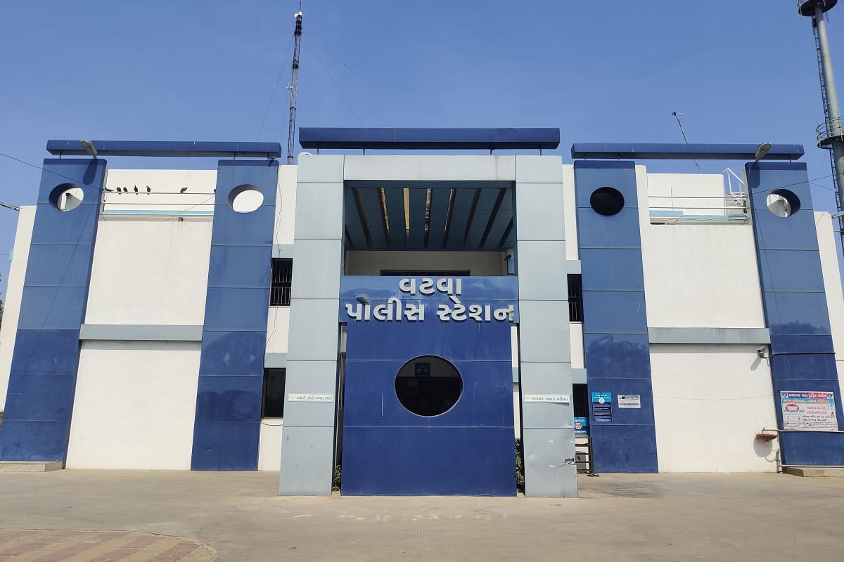 અમદાવાદઃ વટવા પોલીસનો નવતર પ્રયોગ, પોલીસે મોબાઈલ ચોરોની કરી છે ઊંઘ હરામ