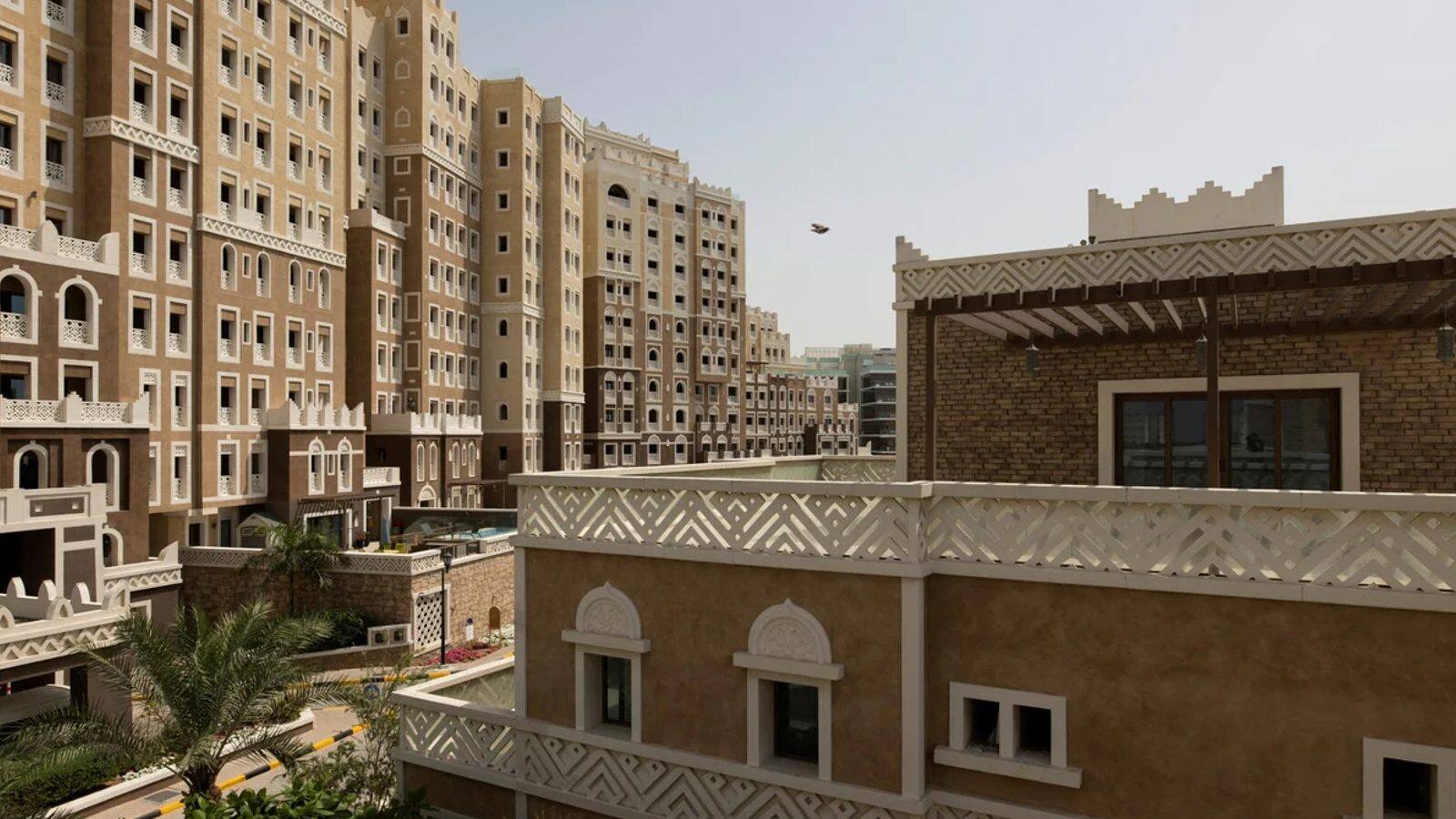 Anant Ambani Purchased new home in Palm Jumeirah Dubai - દુબઈના પામ ...