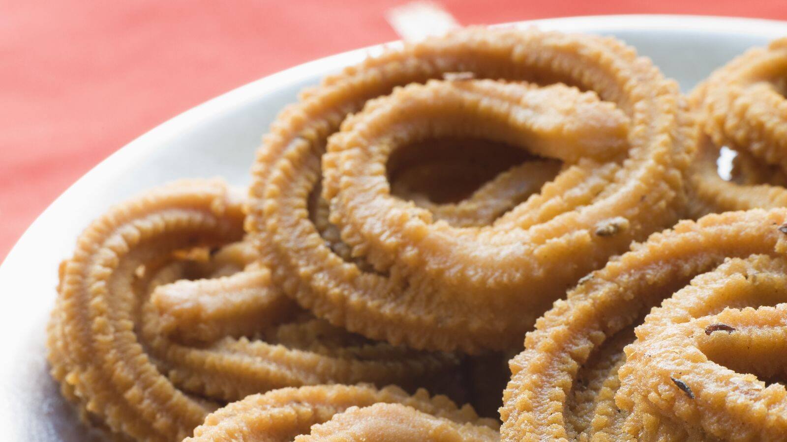 how to make chakri at home - દિવાળીના નાસ્તામાં આ રીતે ઘરે બનાવો ચકરી ...