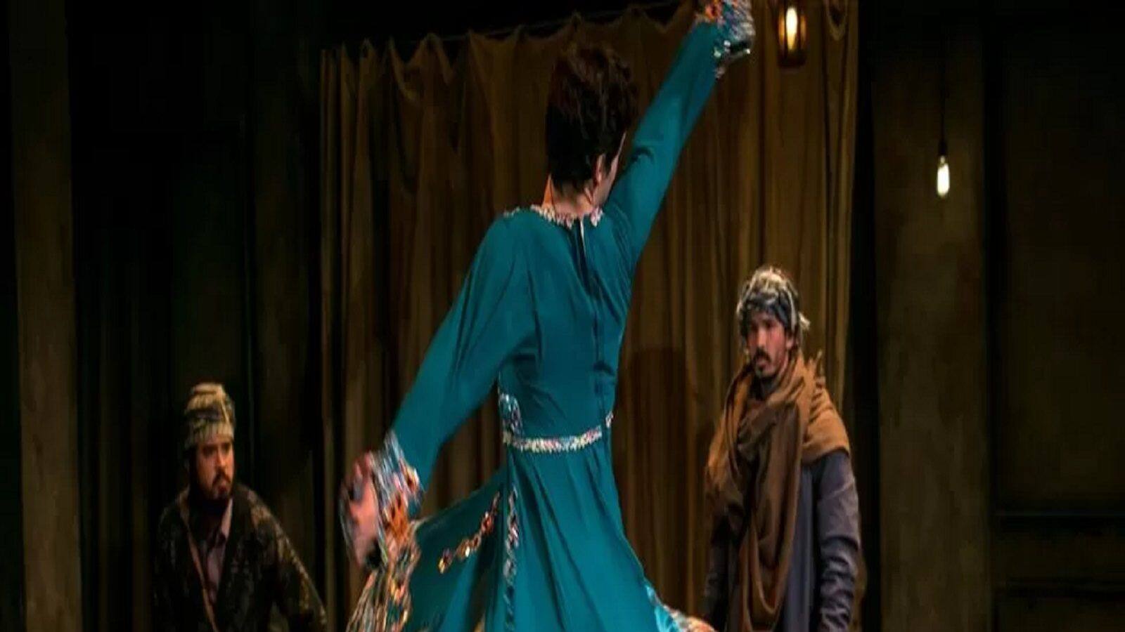 અફઘાનિસ્તાનમાં 'બચ્ચા બાઝી' પરંપરા શું છે અને તેને શા માટે બંધ કરવી ...