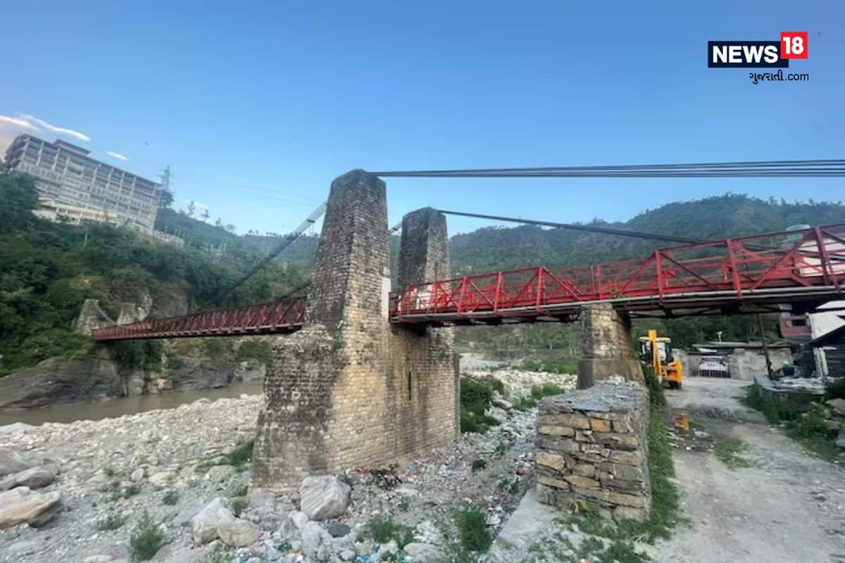 The bridge built by the British Government over the Beas river at ...