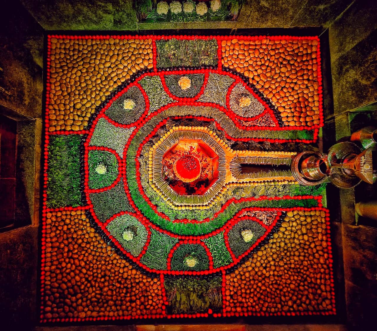 શ્રાવણના અંતિમ દિવસે શિવ અને શાકભાજીનો સંગમ, જુઓ અફલાતૂન શણગાર ...