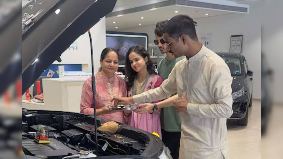 Palak sindhwani bought new car on her birthday - તારક મહેતાની..સોનુએ આ ...