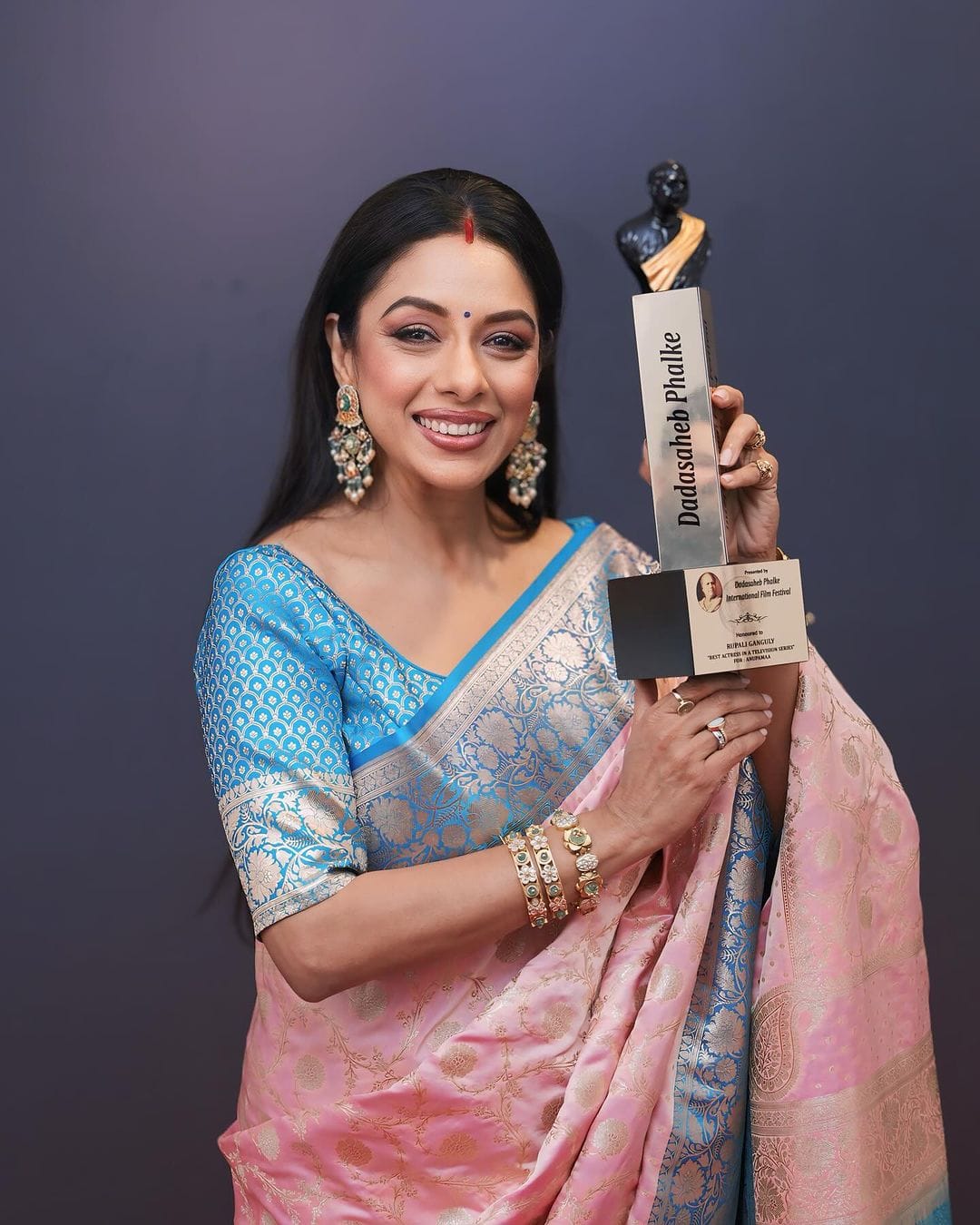 Rupali ganguli tv highest paid actress - ક્યારેક દિવસના 50 રૂપિયા કમાતી ...