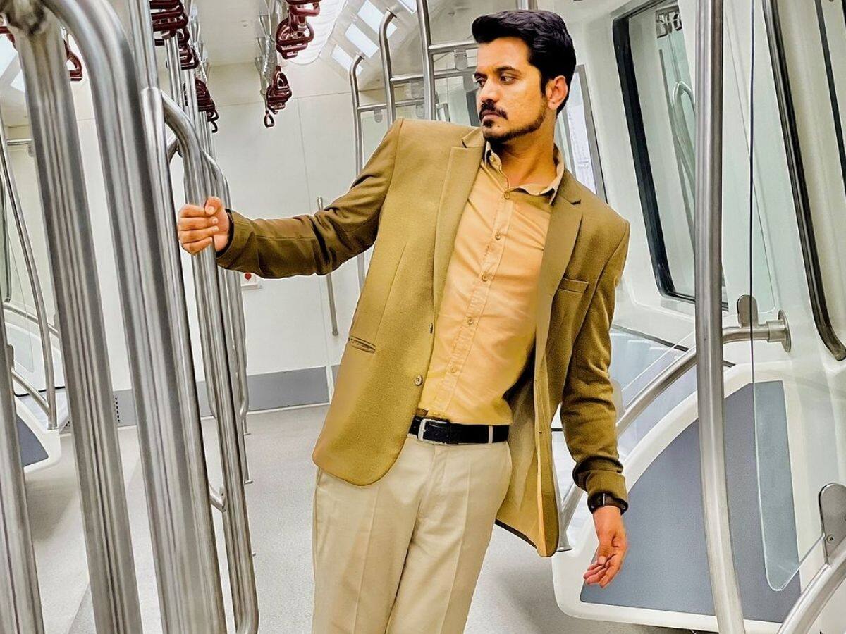 કોણ છે 'પંચાયત'નો જમાઈ? જેણે કરીના-સૈફના લગ્નમાં કર્યું હતું વેઇટરનું કામ - Panchayat Actor Asif ...