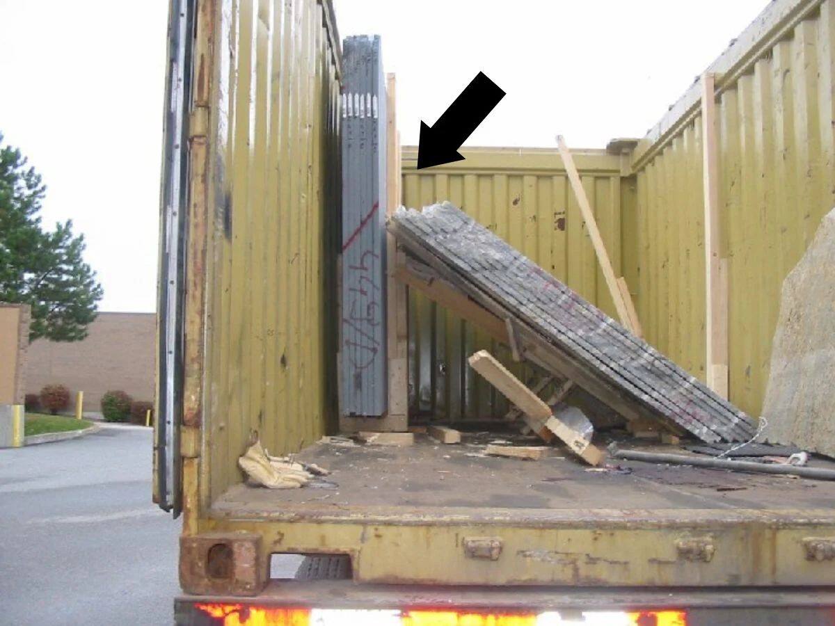 4500 કિલોનો પથ્થર પડતા શખ્સનું માથું છુંદાયું, 5 મિનિટ માટે શ્વાસ અટકી ...