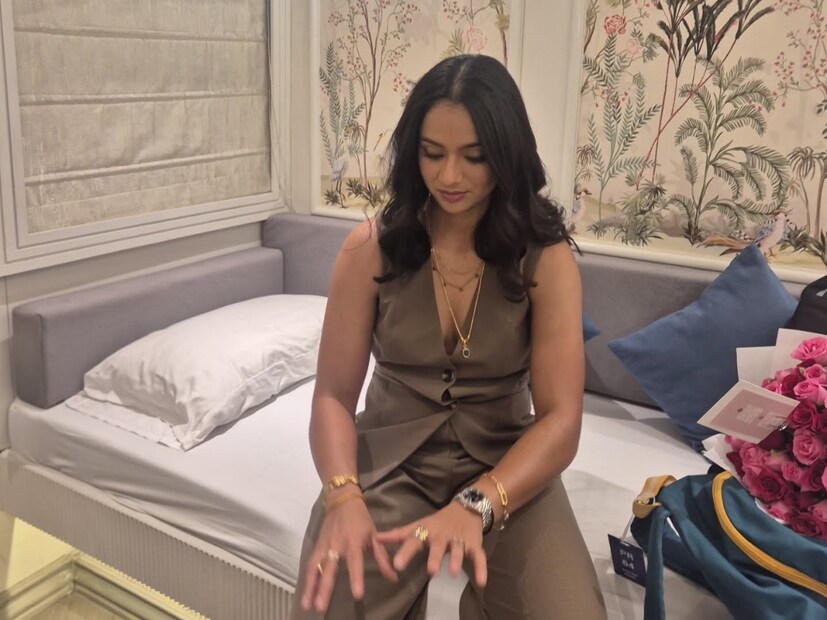 પ્રતિકા રાવલને જેમણે ક્રિકેટ ટીમની જર્સીમાં જ જોઈ છે તેમને નવાઈ લાગશે ...