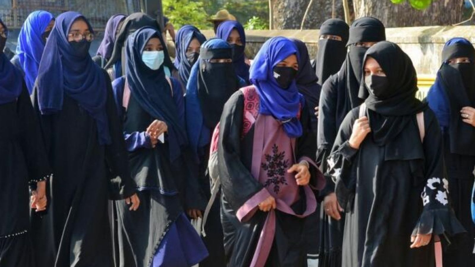 Hijab Row: مسلم تنظیموں نے 17 مارچ کو کرناٹک بند کی دی کال، ایک روزہ ...