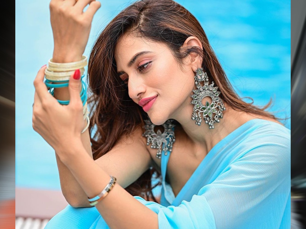 Nusrat jahan latest photos in black stylish dress see here pics ...