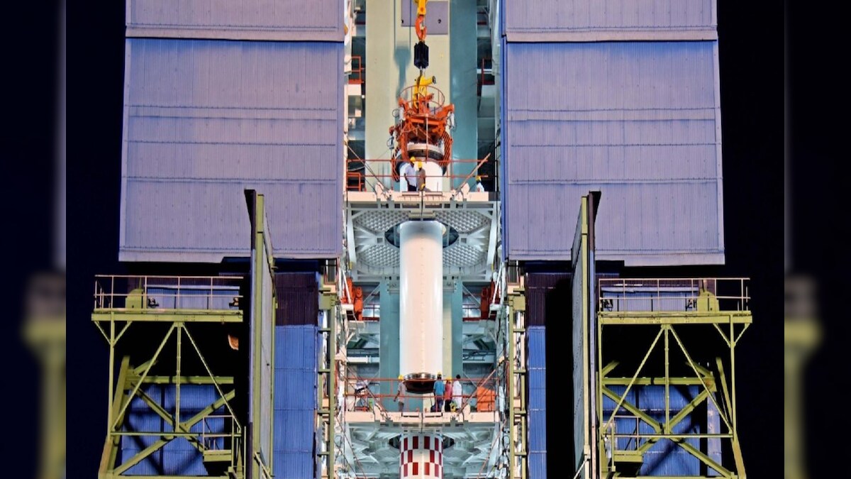 ISRO: اسرو کی جانب سے پہلی بارسب سے ہلکا اورچھوٹا سٹلائیٹ SSLV خلا میں ...