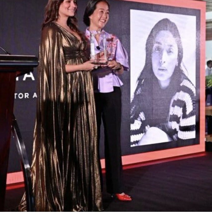 عالیہ بھٹ نے ٹائم ایوارڈ میں جیتا سنگا پور کا دل، کہا- ‘میرا بھارت مہان‘ – News18 اردو