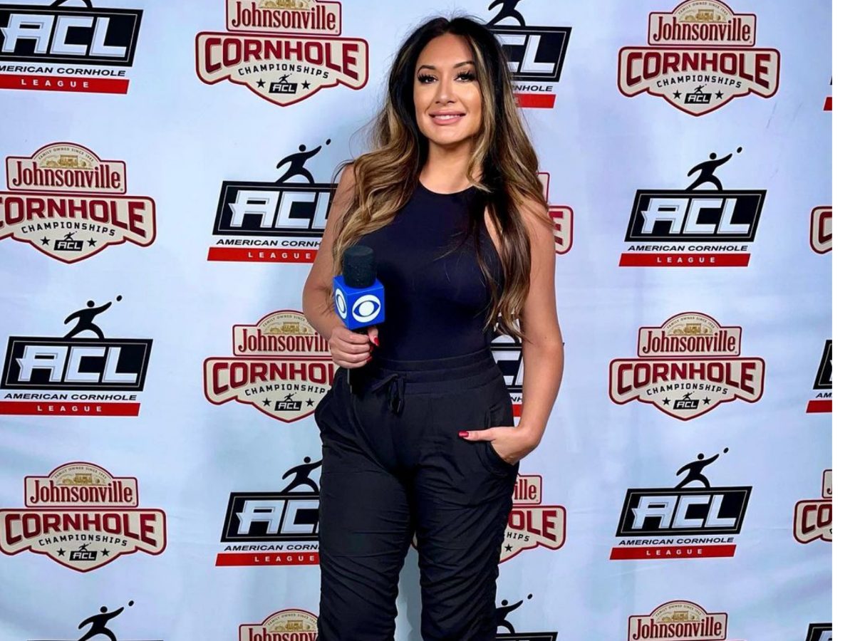 Boxing reporter michelle joy phelps sick of fans asking for nudes on ...
