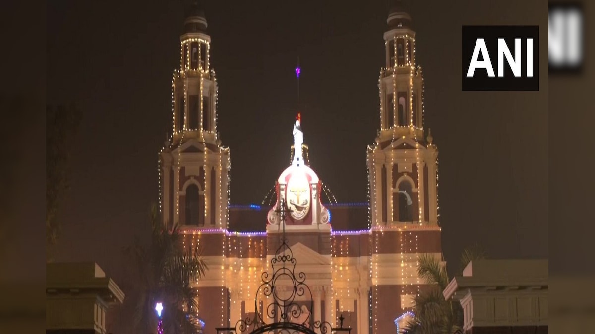 Christmas 2022 : ملک بھر میں دھوم دھام سے منایا گیا کرسمس، تصویروں میں ...