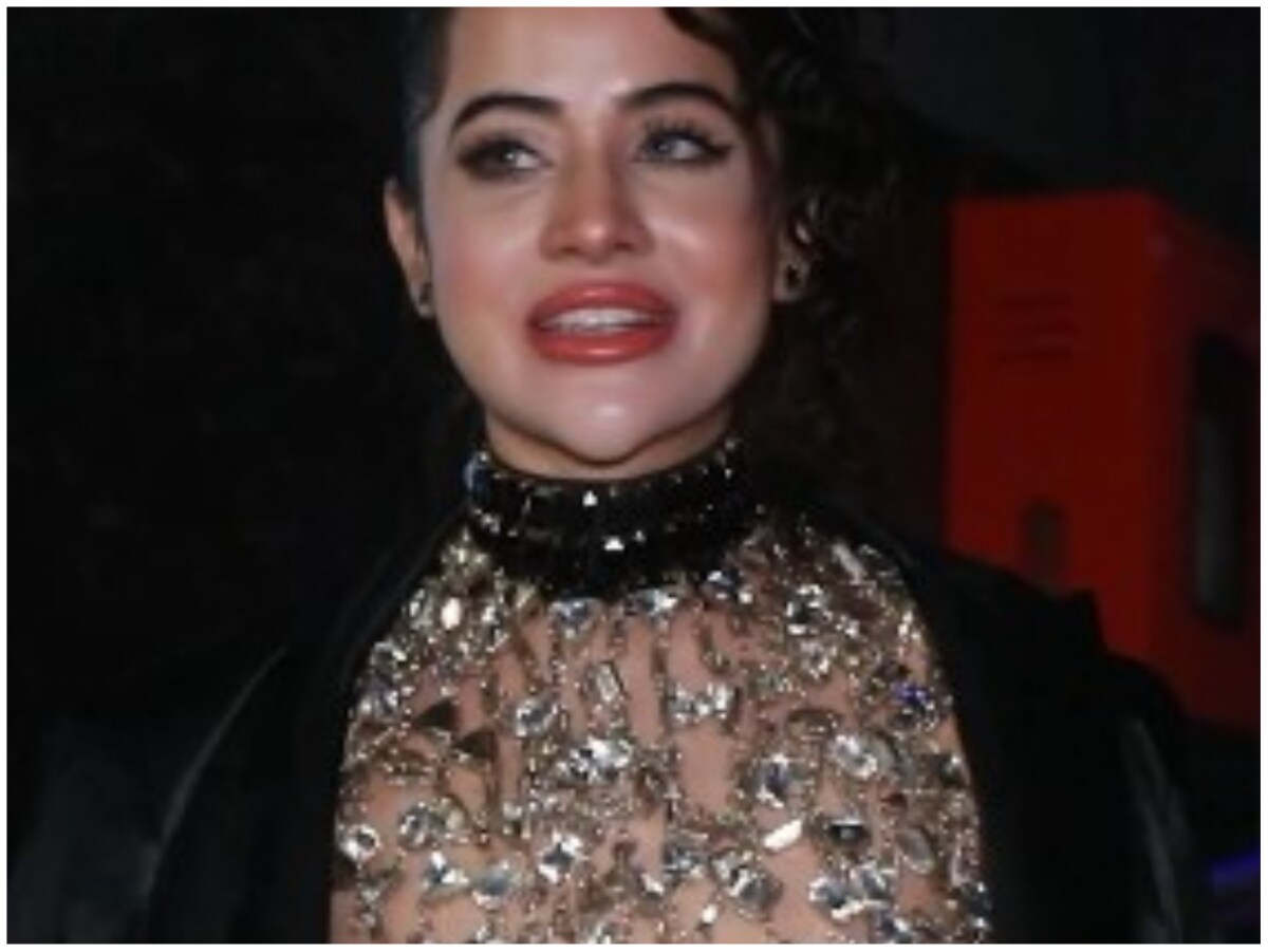 آدھی رات کو ٹاپ لیس ہوکر ممبئی کی سڑکوں پر نکل پڑیں عرفی جاوید،دیکھ کر ...