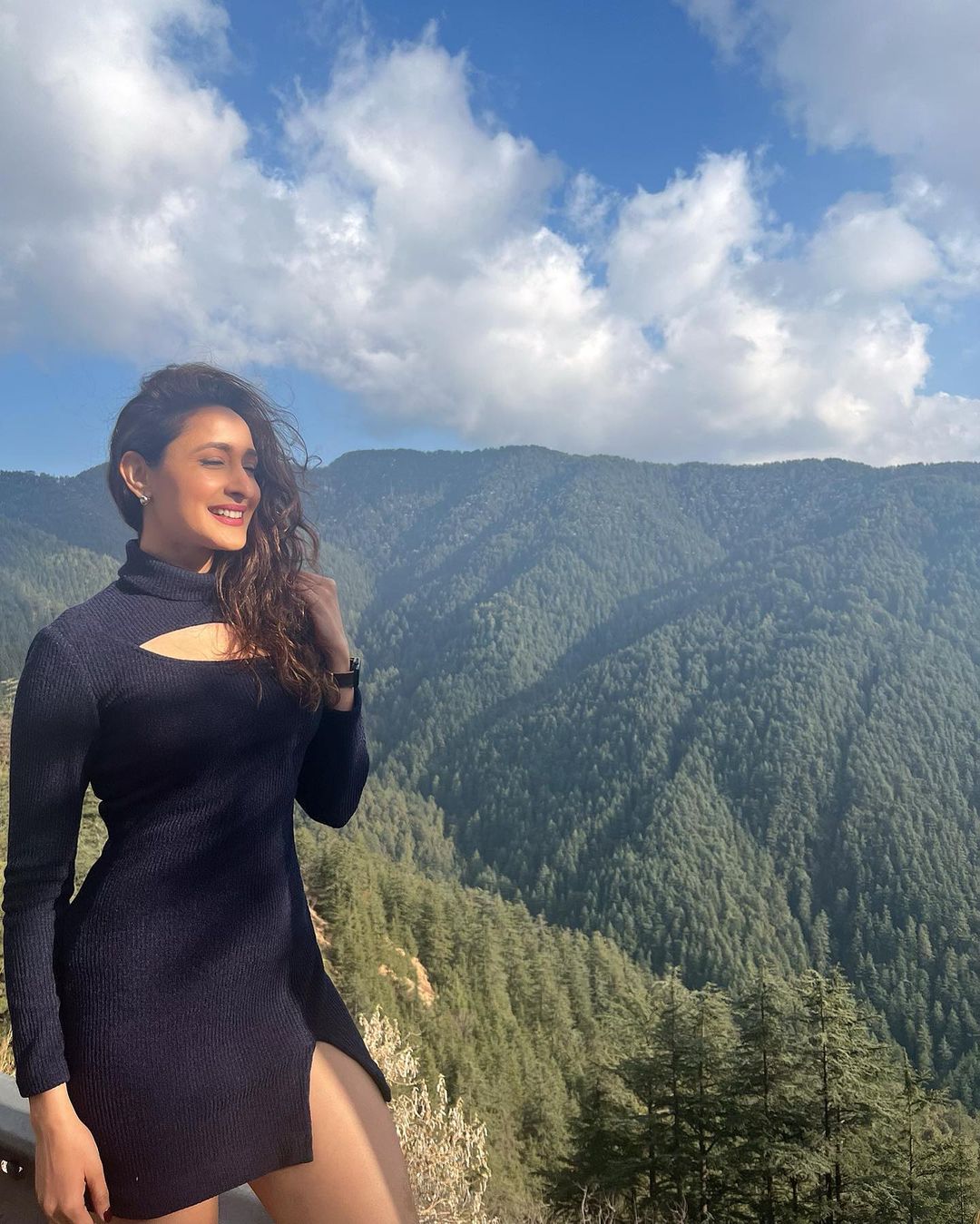 اس مشہور اداکارہ نے اسپین میں دکھایا ایسا انداز، فینس رہ گئے دنگ! دیکھئے وائرل تصاویر – News18 اردو