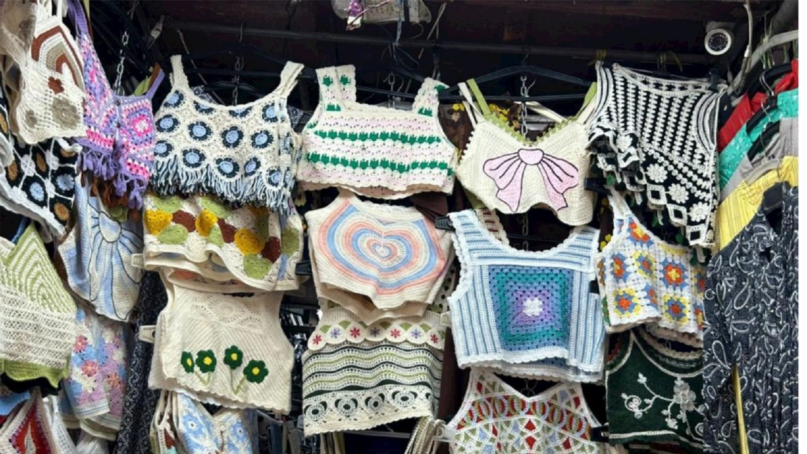 Delhi these 5 markets are the worst for girls clothes Sarojini Nagar ...