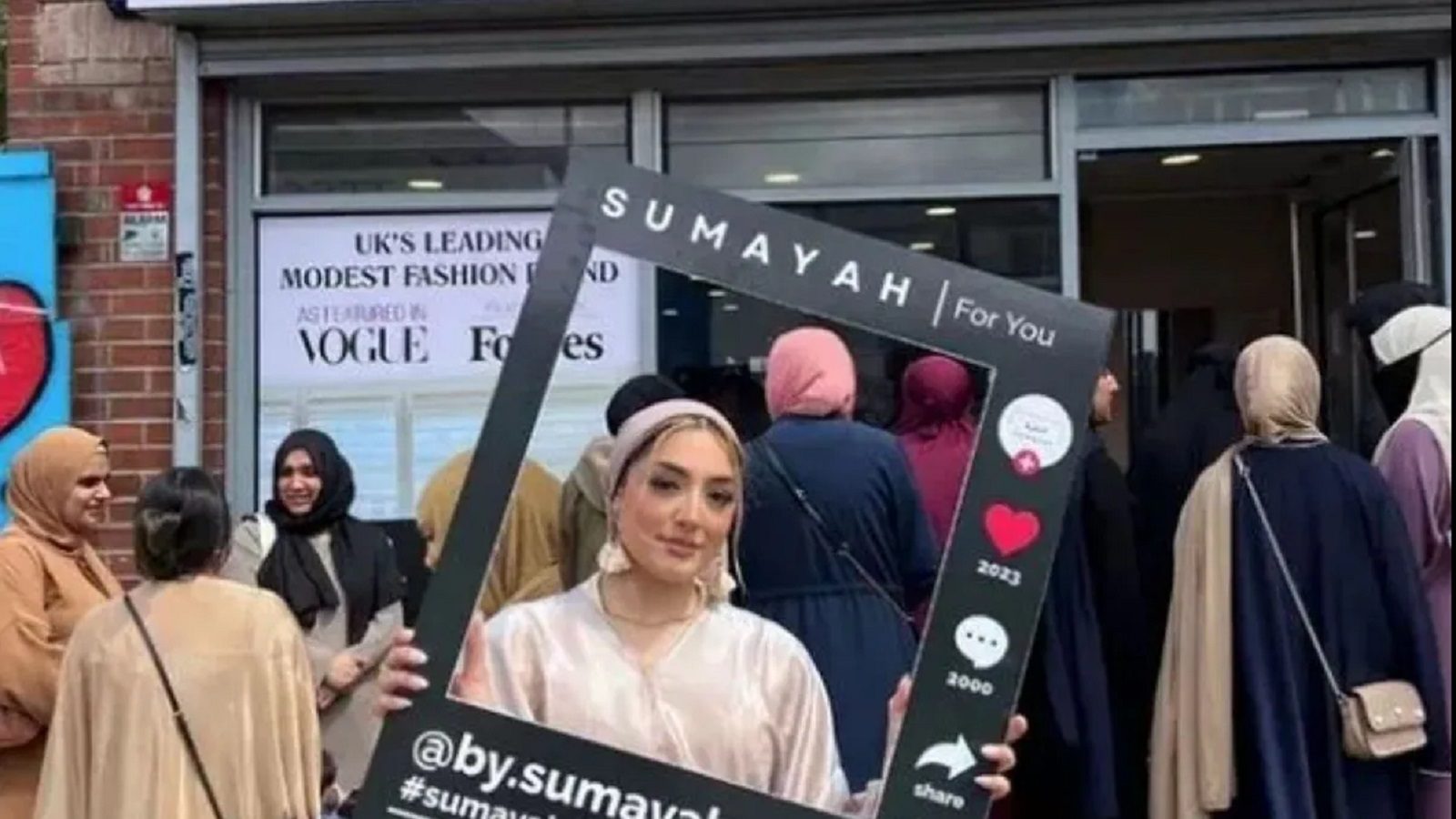 Success Story a girl quits her job to open clothes shop is now ...