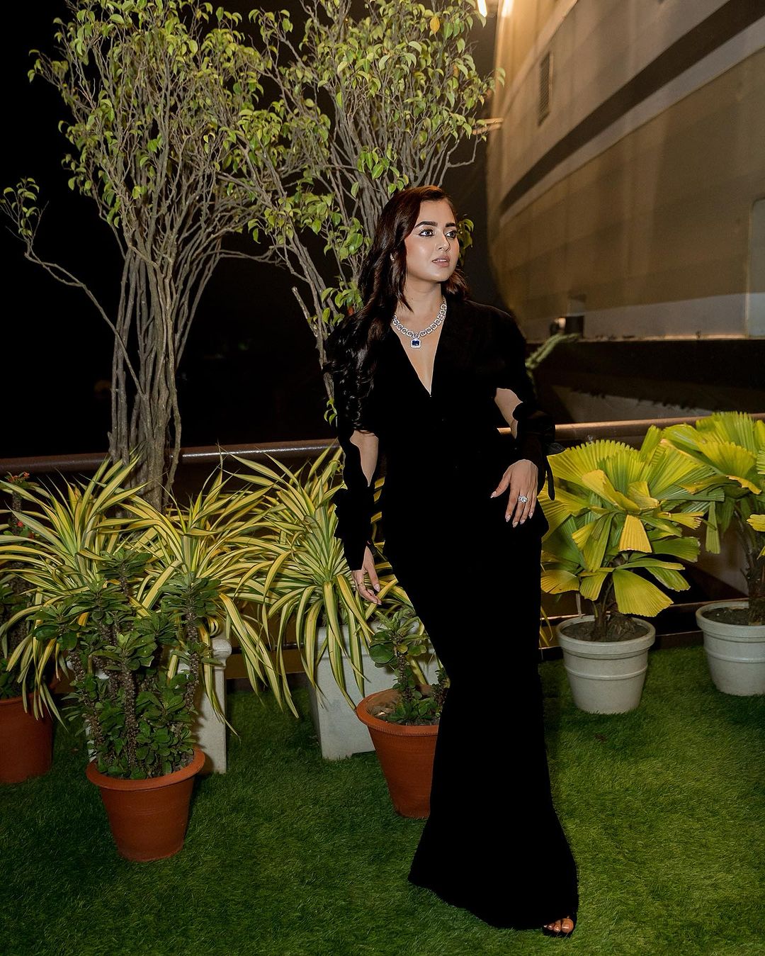 Tv 30 years old actress tejasswi prakash flaunts perfect figure in bold ...