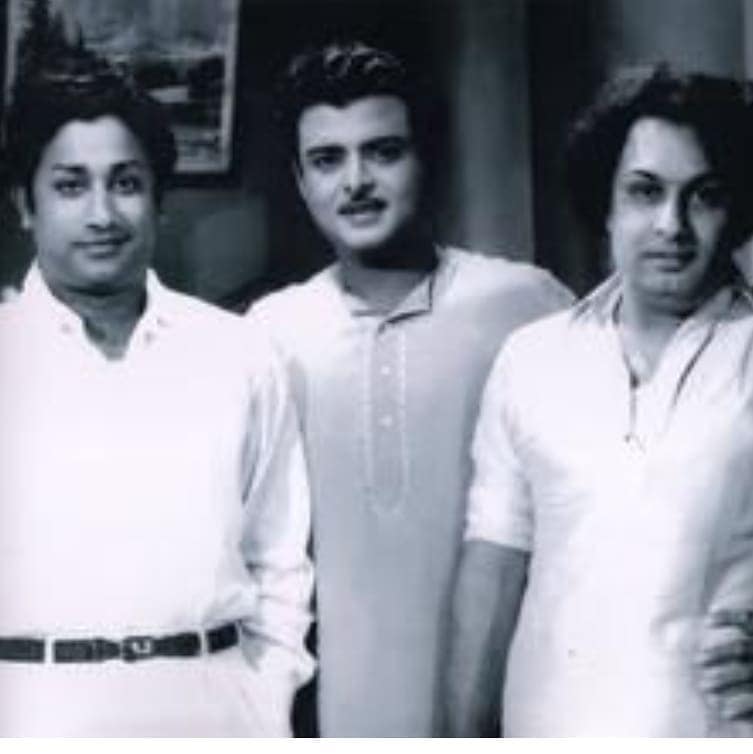 Bollywood actress rekha mother pushpavalli fell in love with gemini ...