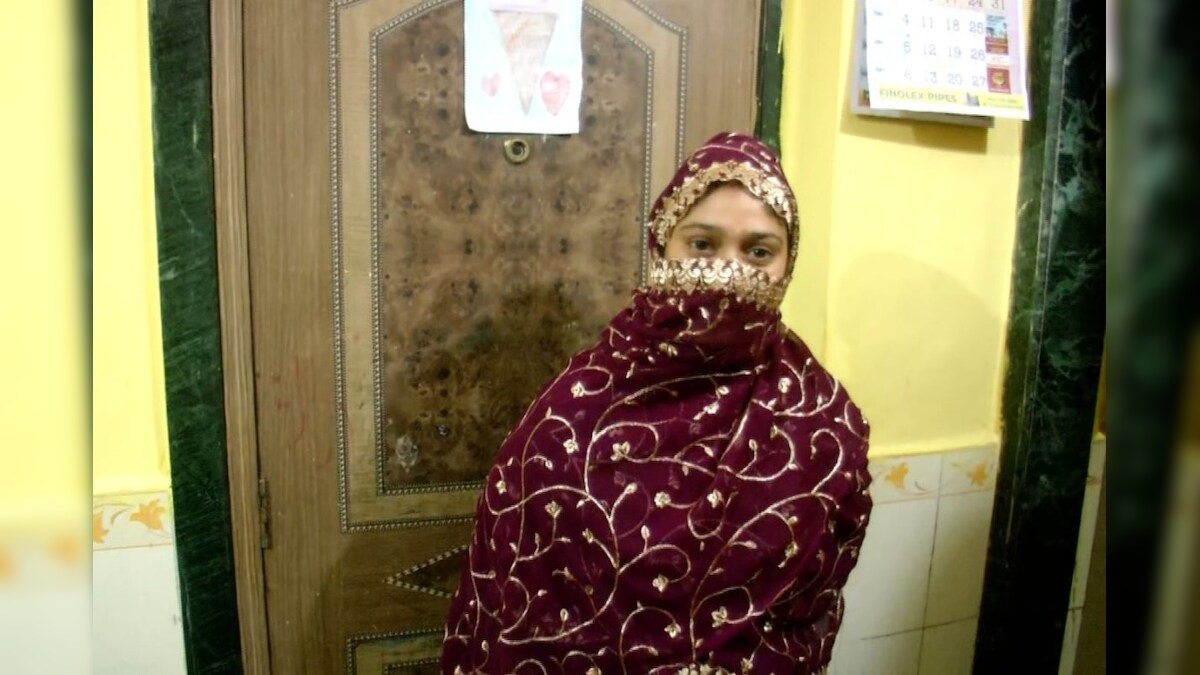 sanam khan loves pakistani bashir ahmed nikah on line and goes pak with her 2 children and meet ...