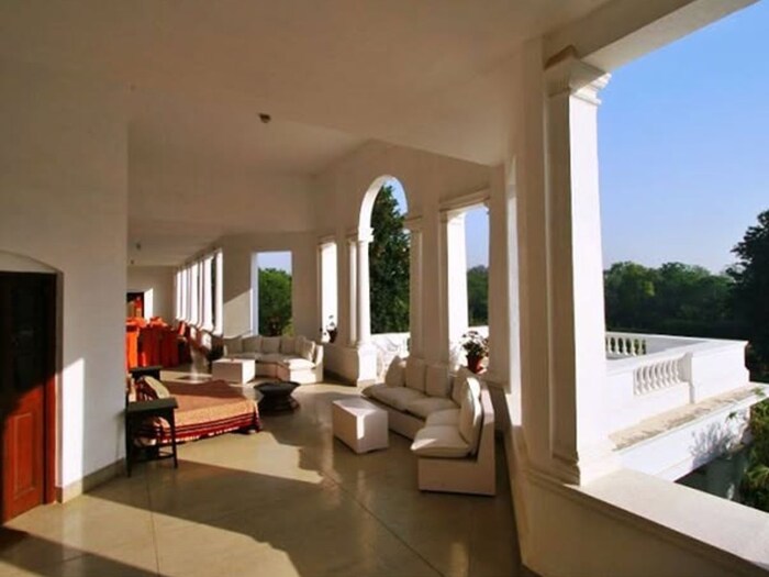 Bollywood saif ali khan house pataudi palace inside photos price 800 ...