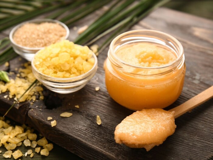 Easy ways to use banana in your everyday beauty routine like kela face ...