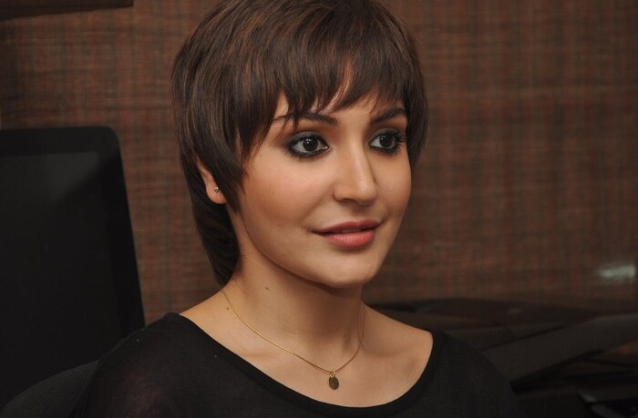 National press day anushka sharma kareena kapoor preity zinta kartik ...