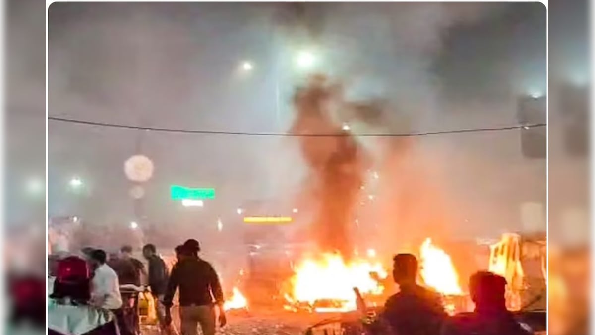 Delhi car blast investigation reveals how many mobiles and sim cards ...