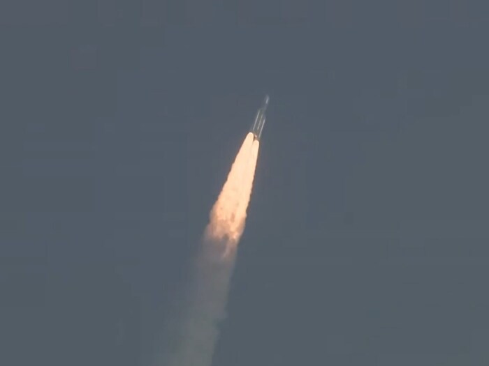 Isro bluebird block 2 satellite launched successfully rocket lvm3 m6 ...