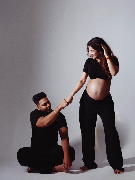 Tv 32 years old devo ke dev mahadev actress sonarika bhadoria bold and romantic maternity ...