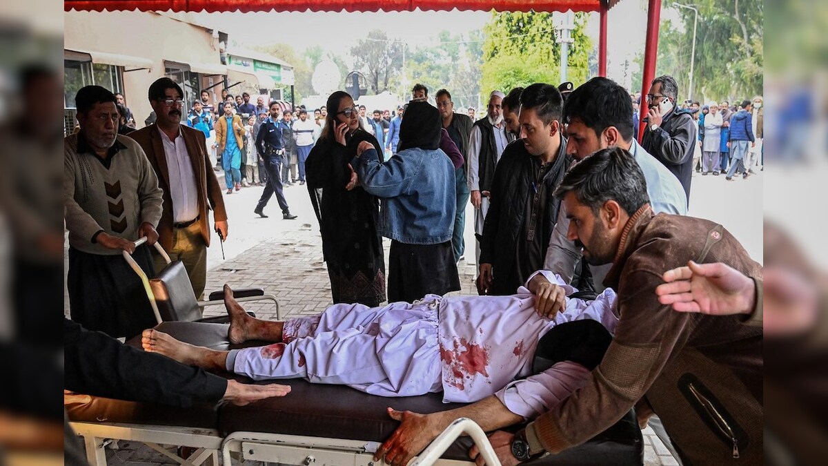 Suicide blast during Friday prayers shia masjid Imam Bargah Khadijat ul ...