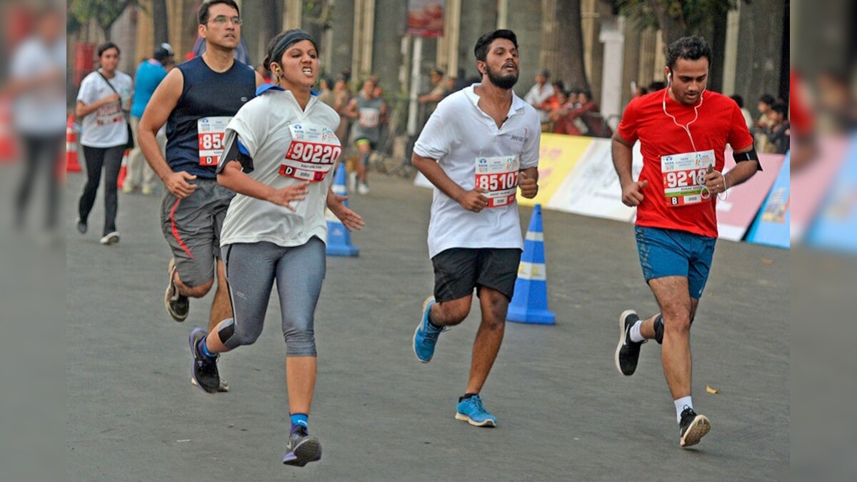 மும்பை மாரத்தான் போட்டியில் நடிகர்கள் பங்கேற்பு