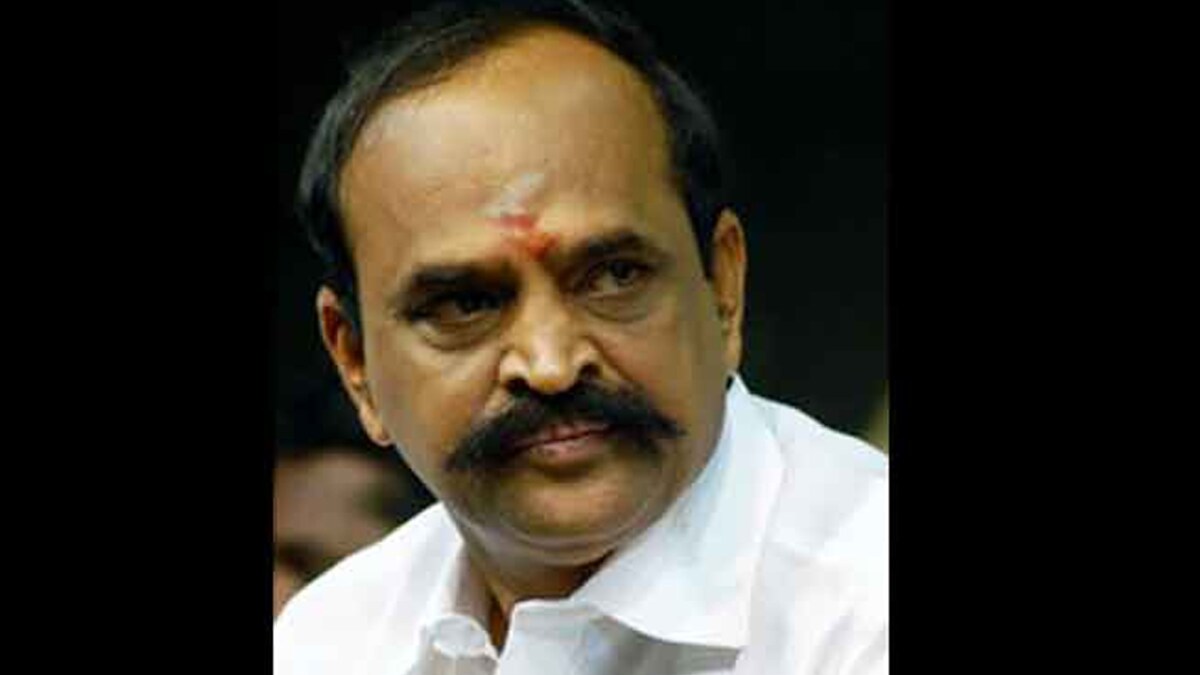 செந்தில் பாலாஜியை விமர்சிக்கும் கடம்பூர் ராஜூ! – News18 தமிழ்