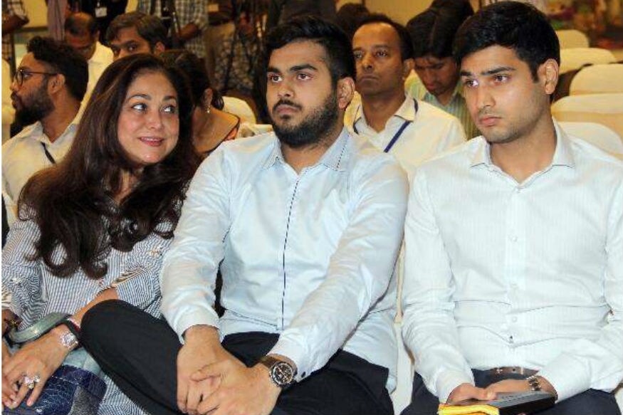 ரிலையன்ஸ் குழுமத்தில் இணைந்த அன்ஷூல் அம்பானி; யார் இவர்? | Who is ...