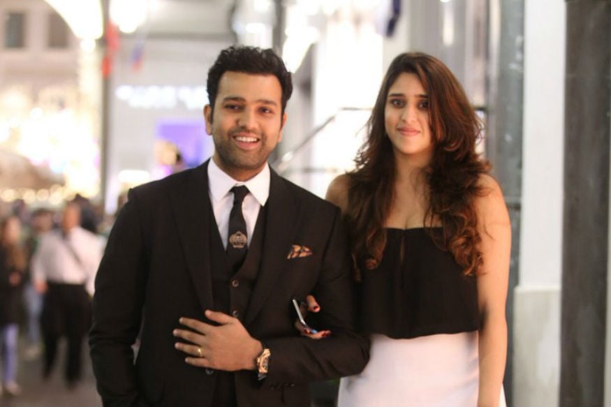 செல்ல மகளின் பெயரை அறிவித்தார் ரோகித் சர்மா! | விளையாட்டு - News18 தமிழ்